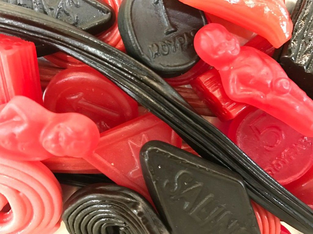 "Regaliz Negro y Rojo Original de Alta Calidad, Regaliz Artesanal Sueco ...